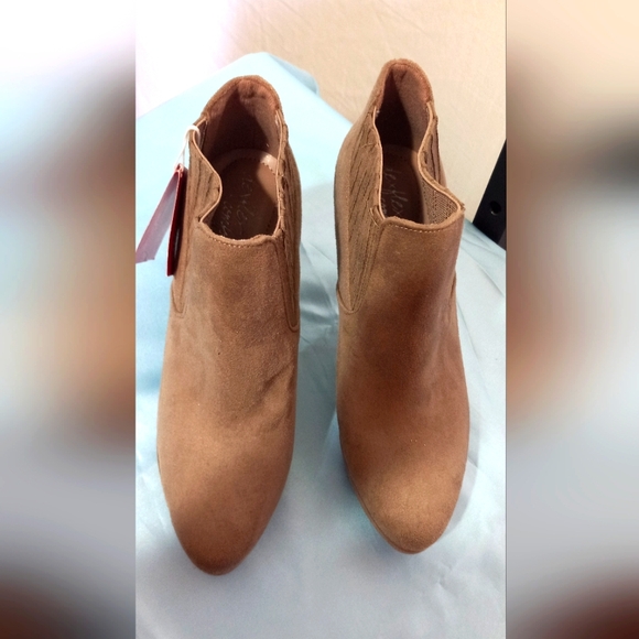 dexflex comfort | Shoes | Dexflex Comfort Womens Brown Ankle Booties ...